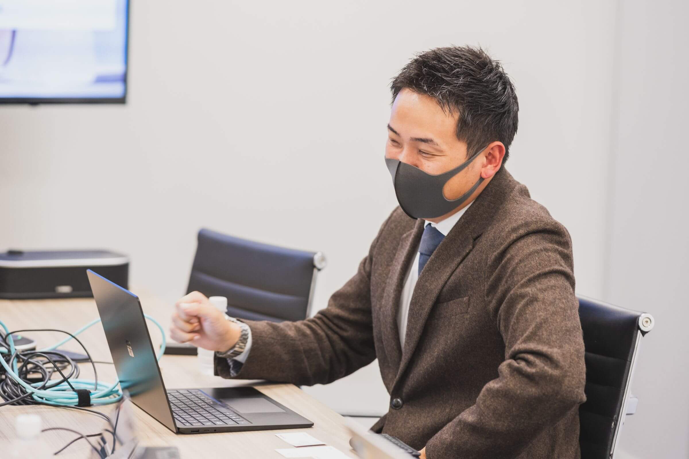 全社顧客管理基盤の統合に向けた営業業務改革及びMA設計・活用支援を行い商材アップ・クロスセルに向けた基盤構築を実現 | Strh株式会社(ストラ)